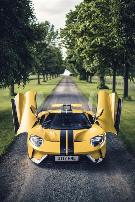 FORD GT DELIVERS ULTIMATE RACE CAR FOR THE ROAD - RNW ...